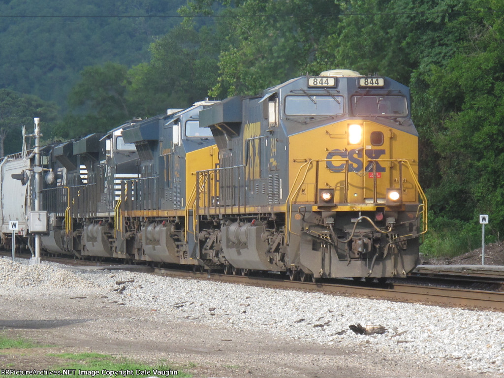 CSX 844